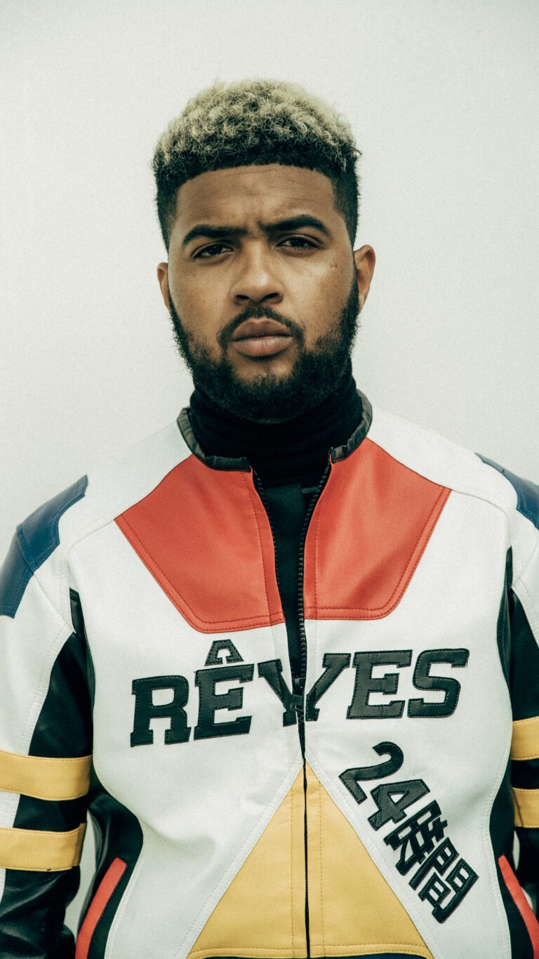 Idaly boeken doe je natuurlijk bij Artist Agency Nederland