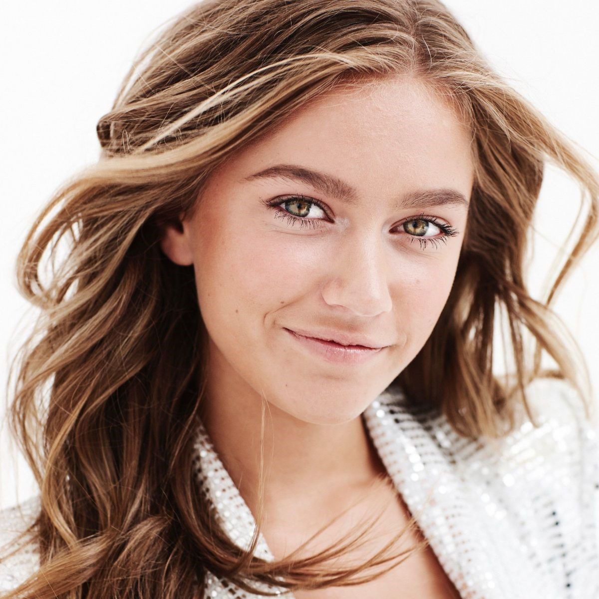 Sterre Koning Boeken – Zangeres & Presentatrice | Artist Agency Nederland